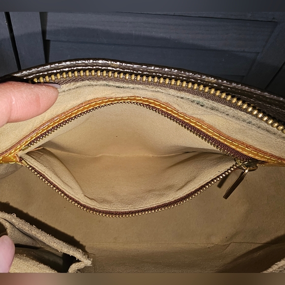 Louis Vuitton | Bags | Authentic Louis Vuitton Monogram Looping Mm ...